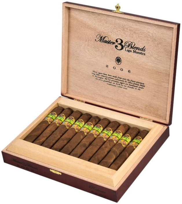 Oliva Master Blend 3 Robusto – La Casa Del Habano